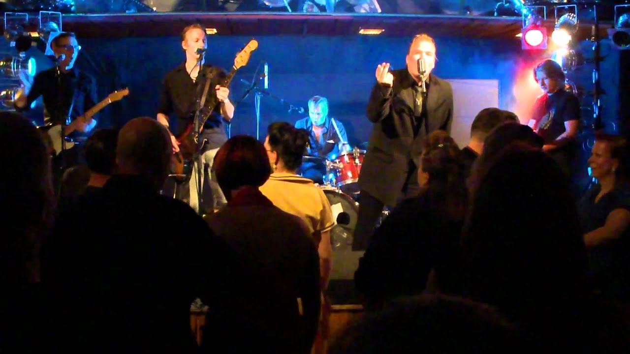 The Beetle Crushers - Keep On Comin' LIVE - YouTube