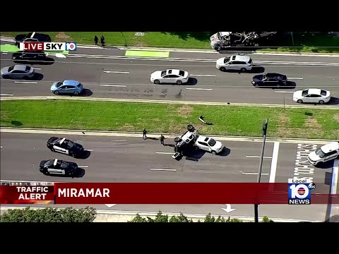 Police respond to rollover crash on Miramar Parkway