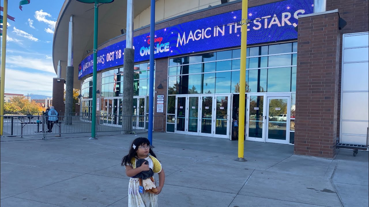 Ending Magic in the Stars Disney on Ice - Spokane, WA - YouTube