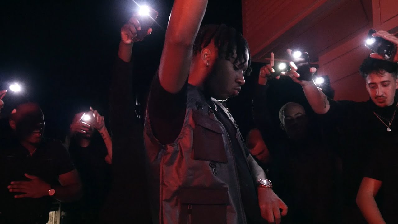 Milano - Stacks Freestyle (Official Video) - YouTube