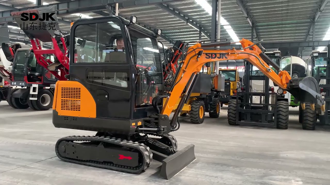 SDJK JKW-20 Small Excavator Driving - YouTube