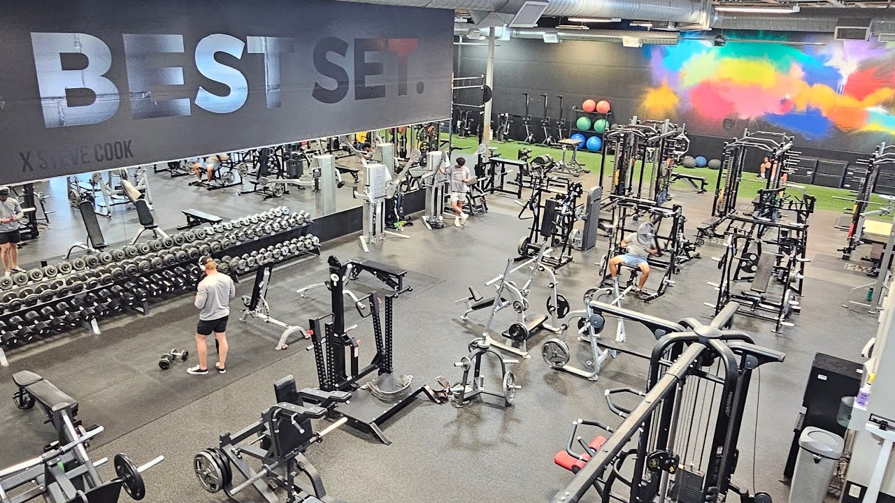 Steve Cook's Gym Walkthrough | Fitness Culture - YouTube