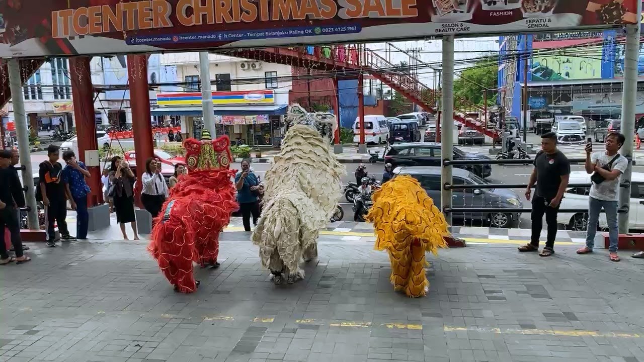 🔴LIVE REPORT - Atraksi Barongsai di IT Center Manado dalam rangka ...