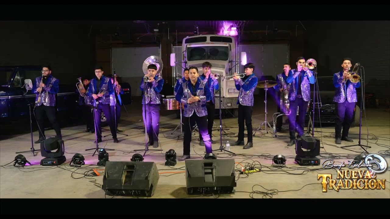 Banda La Exclusiva En Vivo - YouTube