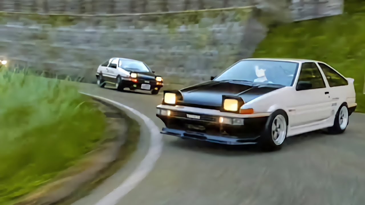 AE86 VS AE86 Insane Battle 💥 - YouTube