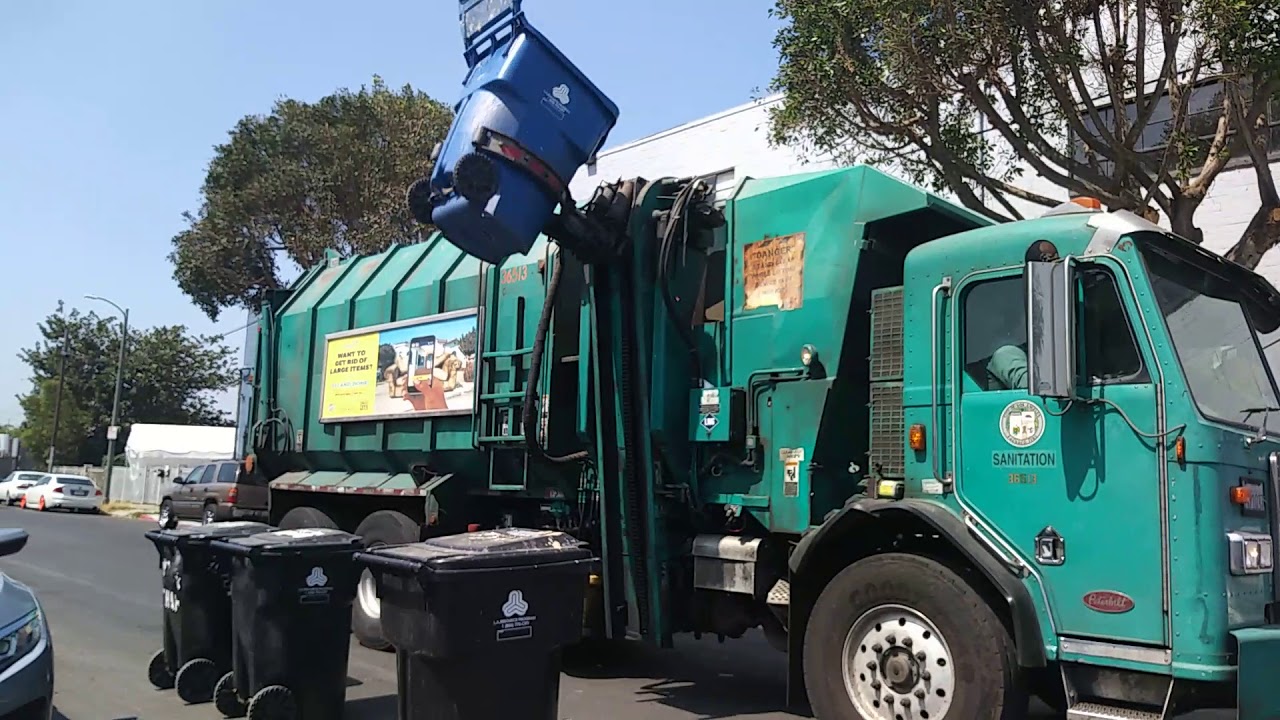 Garbage man appreciation day, 36513 - YouTube