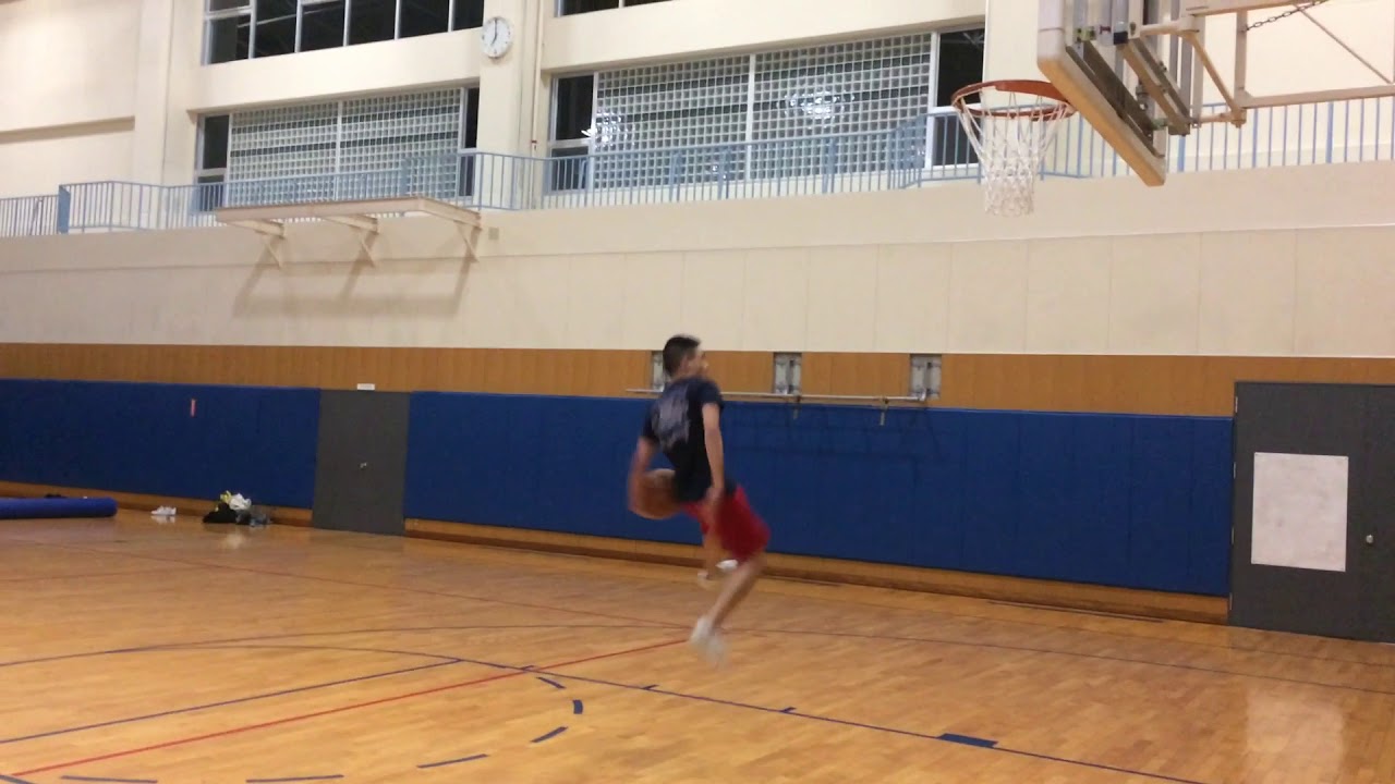 5’5” Asian Guy Dunks - YouTube
