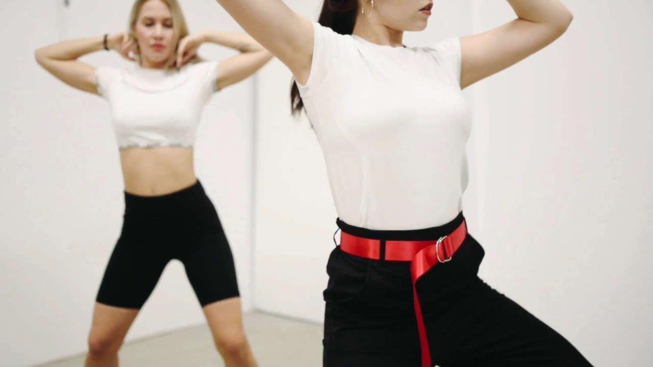 Dancing Girls | Dance Steps - YouTube