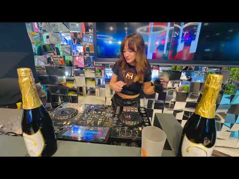 “Gece Kulüplerine Otel Formülü! Tren Eğlenceyi Yeniden Yazıyor ”