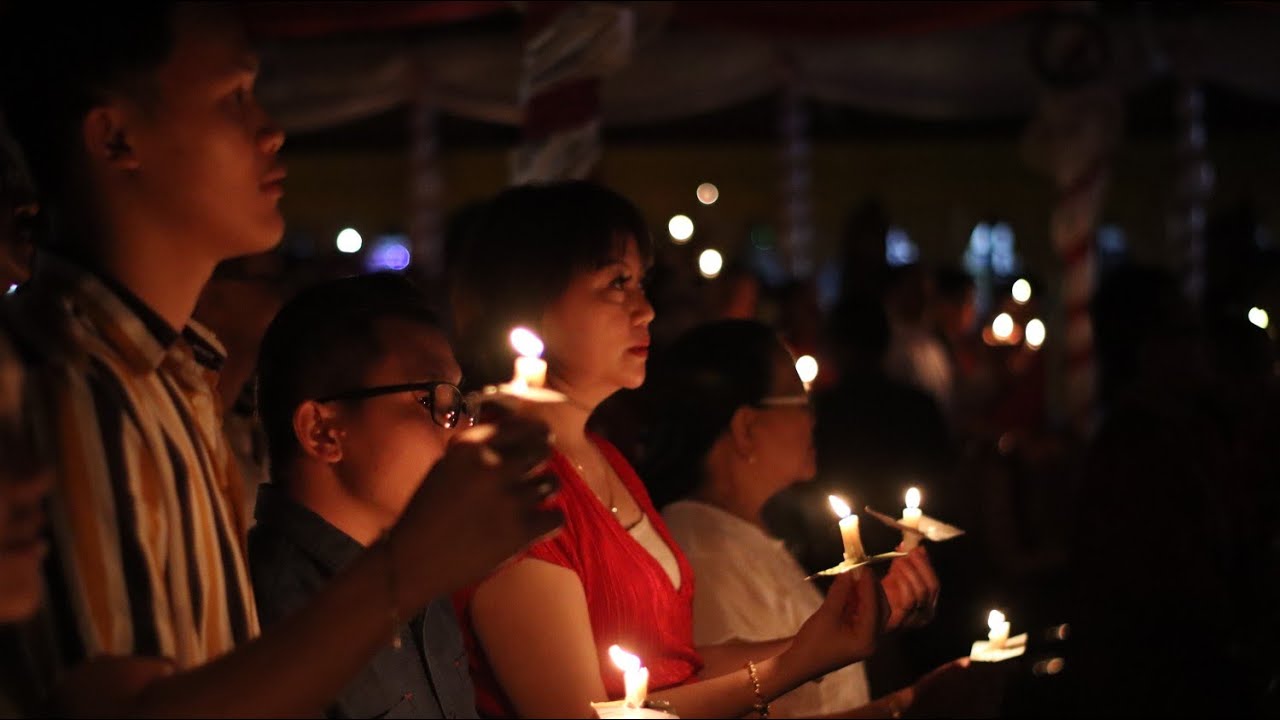 Uma badeng sungai koyan asap Christmas Eve celebration 2019! - YouTube