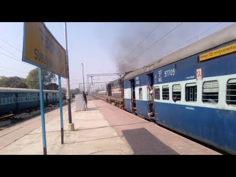 15004 CHAURI CHAURA EXPRESS WITH CHAINSMOKER GONDA WDM3A SKKIPED ...