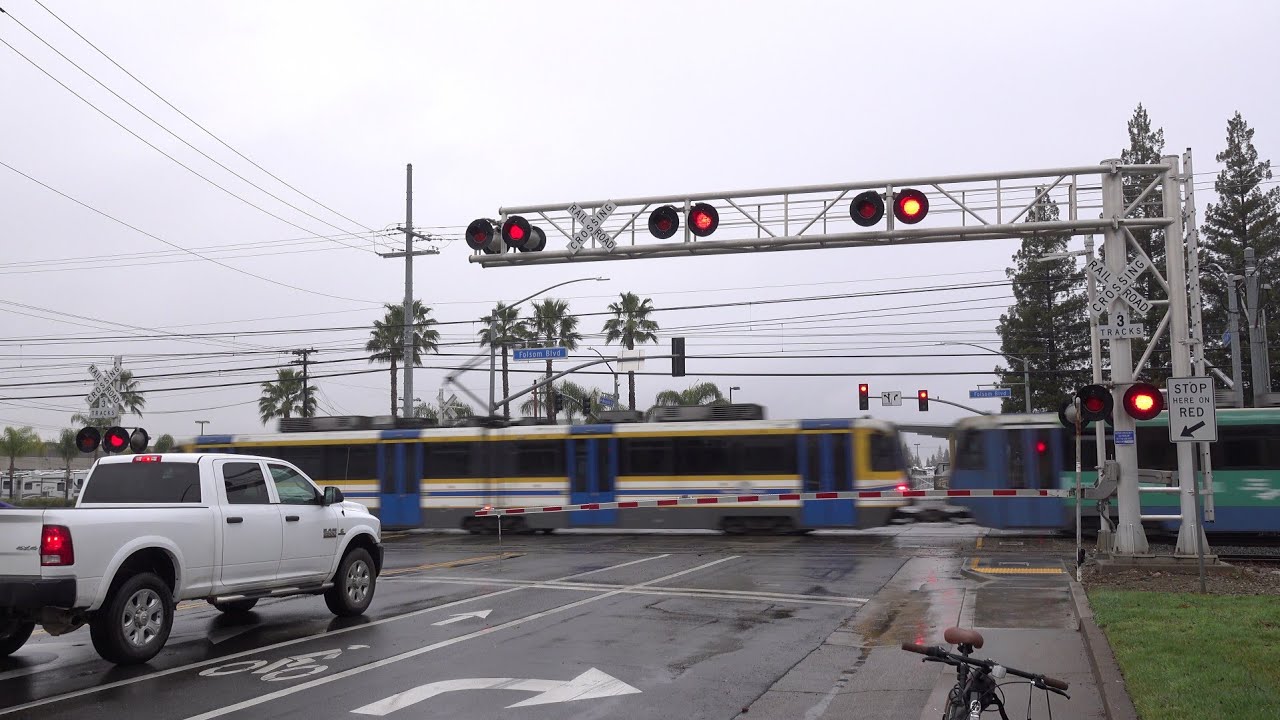 Mercantile Dr. Railroad Crossing, SACRT Gold Line Outbound, Rancho ...