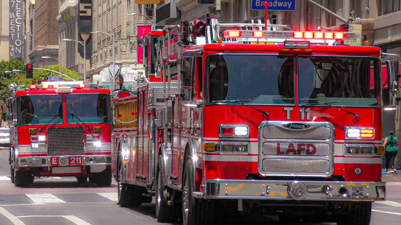 LAFD Light Force 11 Responding - YouTube