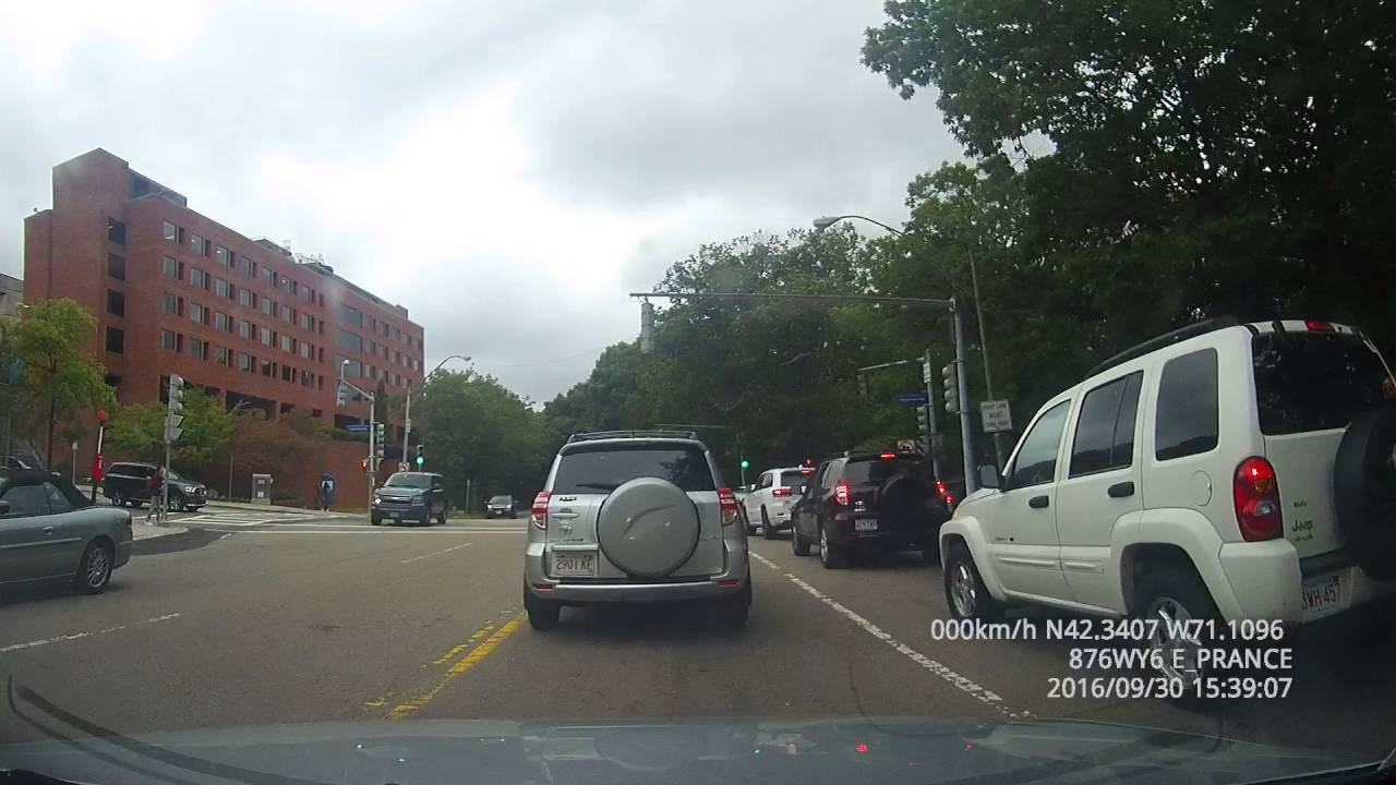 Bad drivers in Boston - Blocking intersections, Close call on Riverway ...