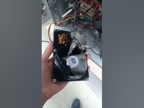 Así luce un Disco duro por dentro #shorts - YouTube