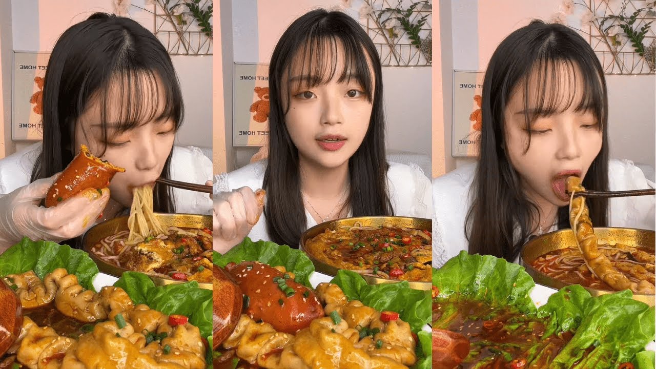 Mukbang | Chinese Food Eating Show | Luosifen & Pork Intestines - YouTube