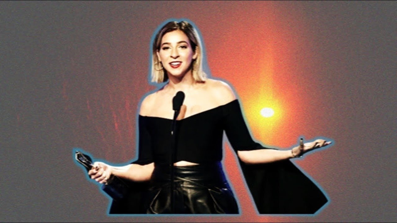 Gabbie Hanna's Show - YouTube