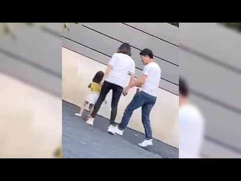 Mother kicks her 3-year-old model daughter during a photoshoot