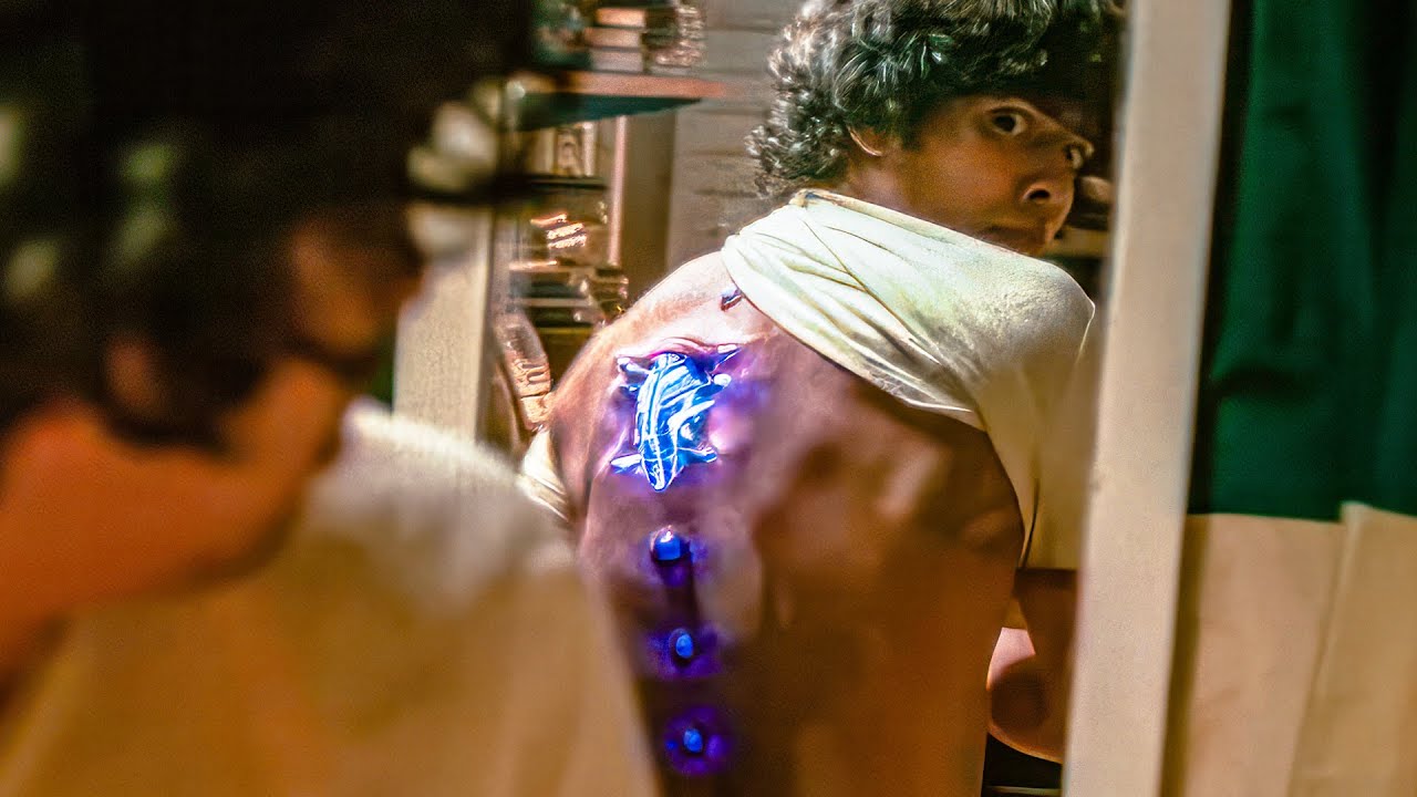 He Suddenly Becomes a Host of an Alien Artifact That Turns Him Into a ...