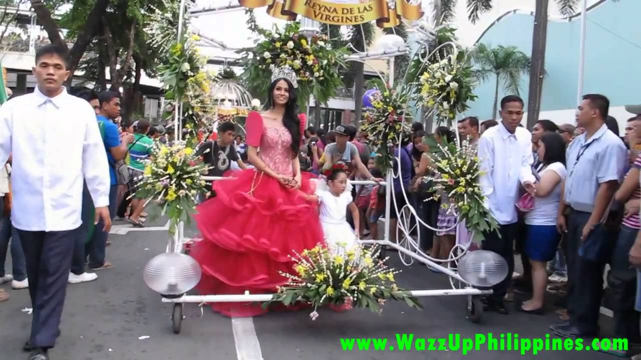 Cindy Miranda as Reyna de las Virgines of Santacruzan 2013 at Araneta ...