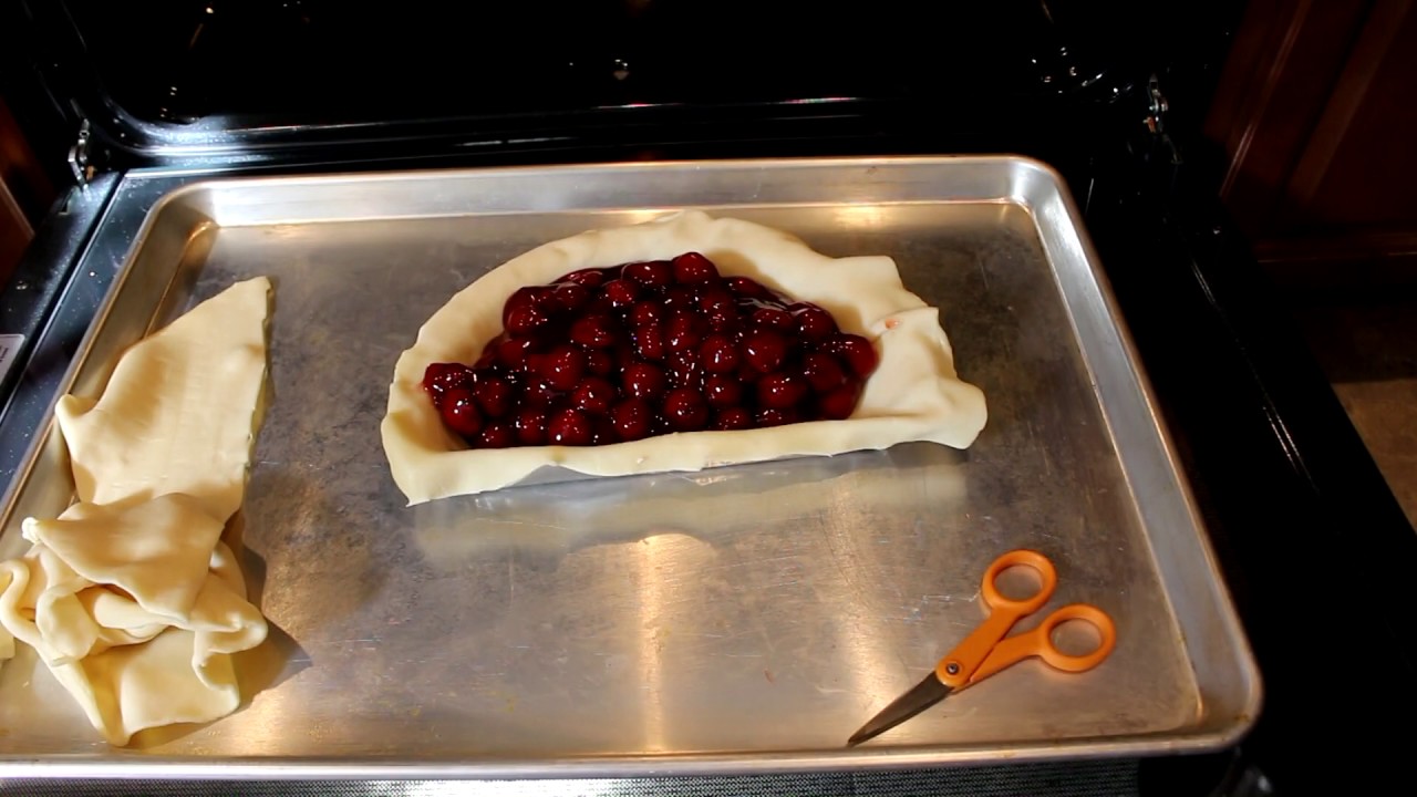 Making a Pi of Pie - YouTube