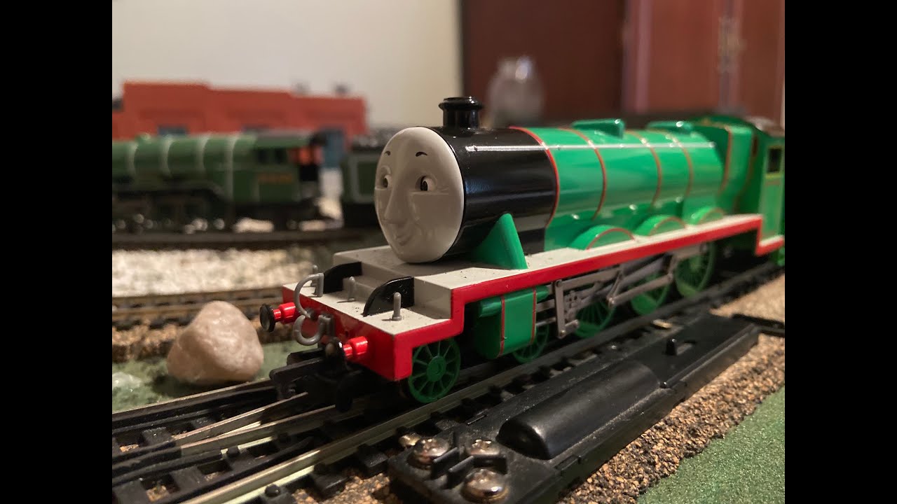 Ho Bachman Henry Crashes into Coal. - YouTube