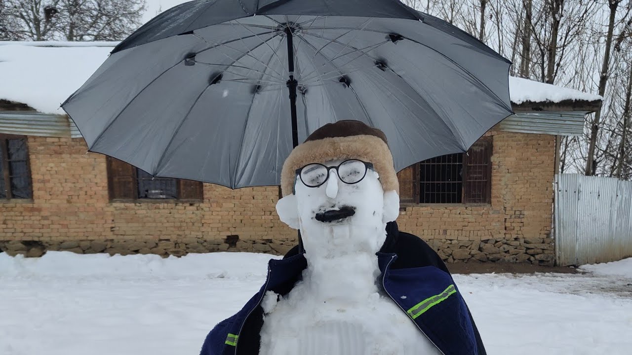 Snow man in Kashmir @TouristChannell - YouTube