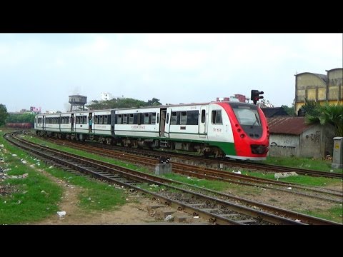 Comilla Commuter Train of BD Railways left Kamlapur Railway Station Dhaka - YouTube