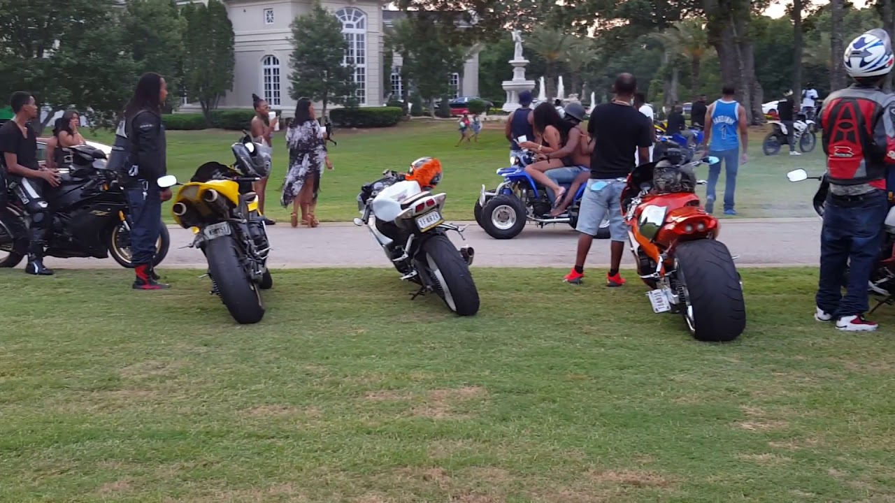 Me & my biker friends at Rick Ross pool party!! - YouTube