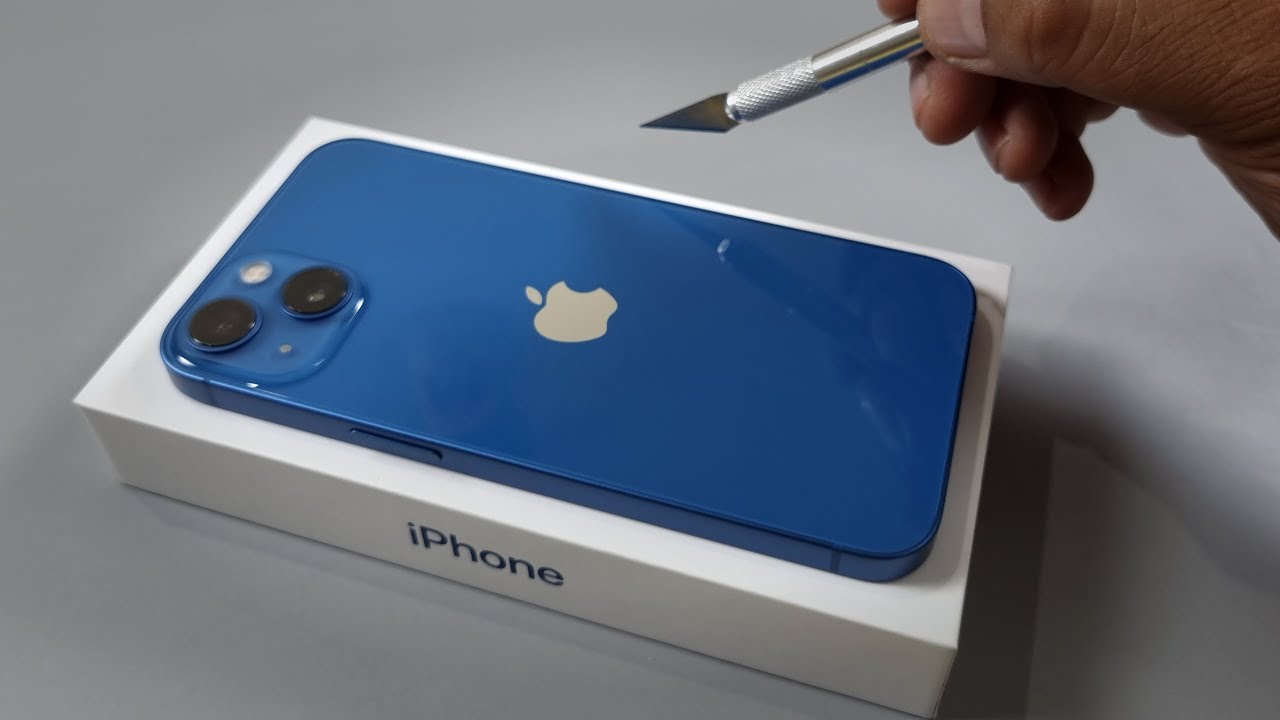 iPhone 13 Unboxing & Camera Test | Retail Unit - YouTube