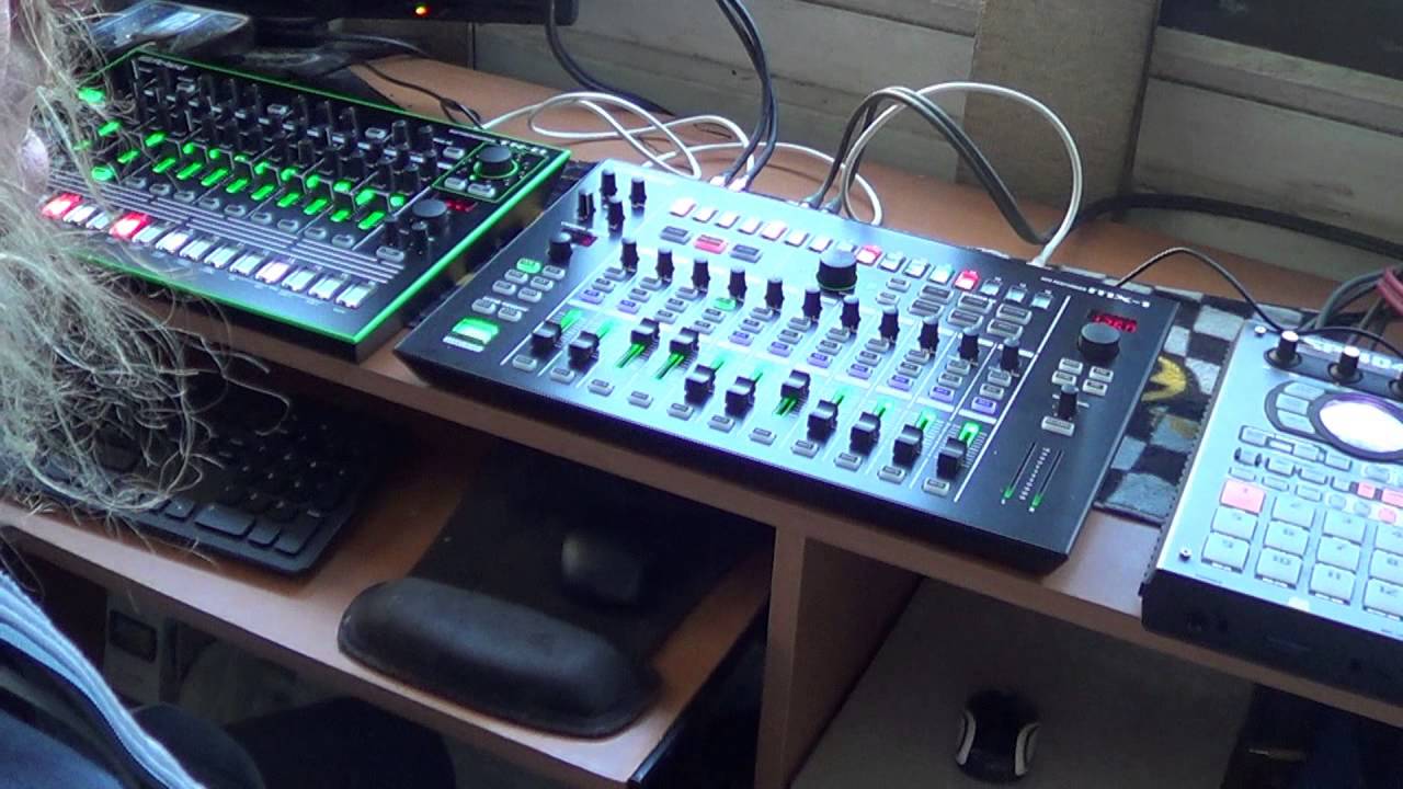 Roland Aira MX1 TR8 SP404SX Korg emx samples live set - YouTube