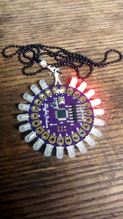 Arduino lilypad reflector - YouTube