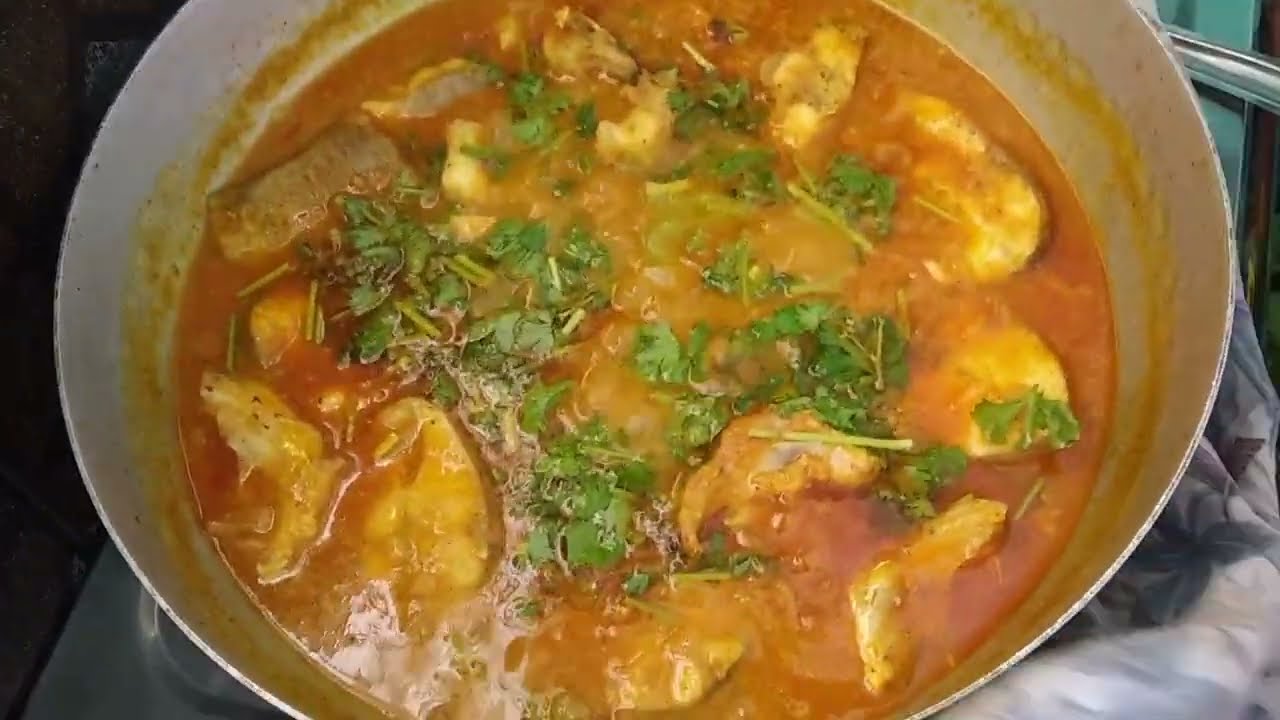 How to Cook Fish Curry in Telugu | Rohu_Ragandi fish curry recipe | Taj ...