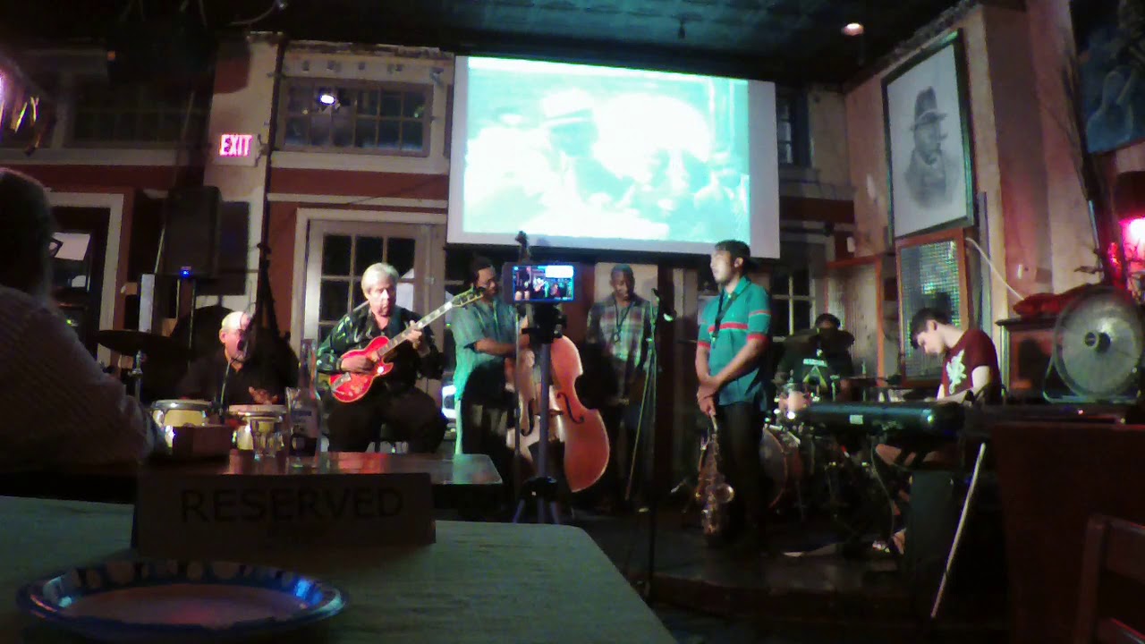 The "Original" Monday Nite Jazz Jam @ Cafe 4212 - 8/20/18 Clip 2 - YouTube
