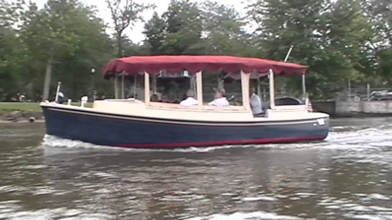 Duffy Midwest Electric Cruises on the Kankakee River - YouTube