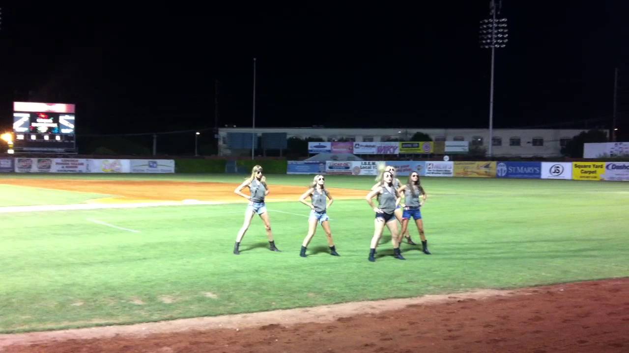 SaSSquad Sighting, Otter's Game, Evansville - YouTube