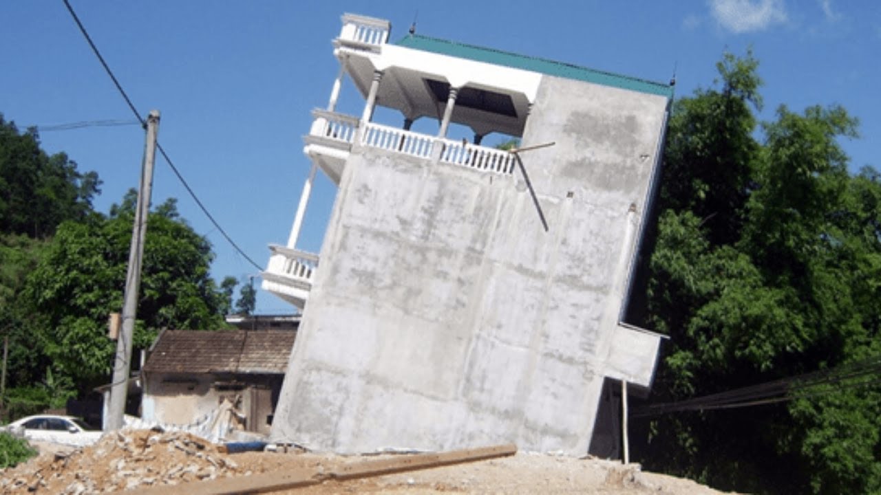 Don’t Let Your Roof Collapse Like This | Safe House Foundation Method ...