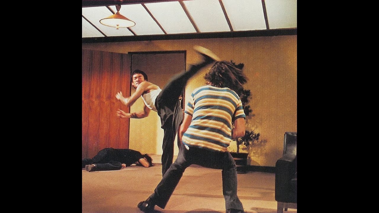 Cross kick Studio Films My Favorite Bruce Lee fight scene beat up Tungs ...