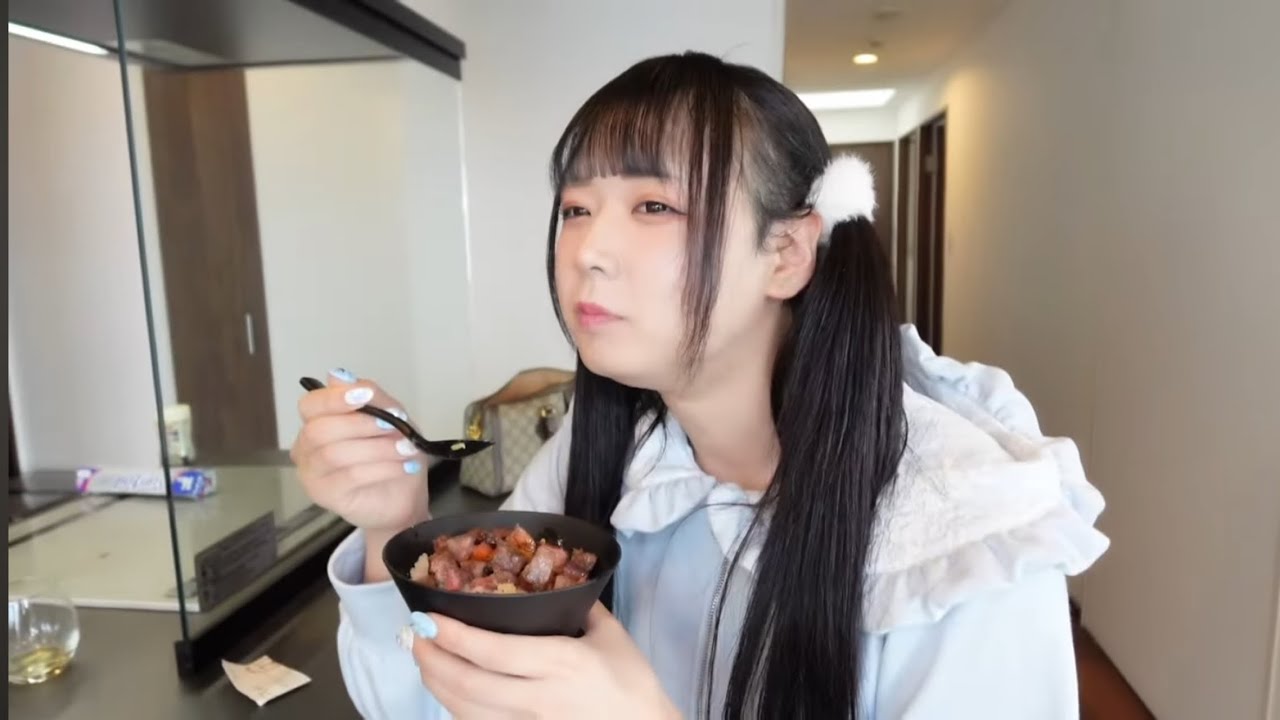 前回の続き【ひめにぃの作ったご飯を実食！】 - YouTube