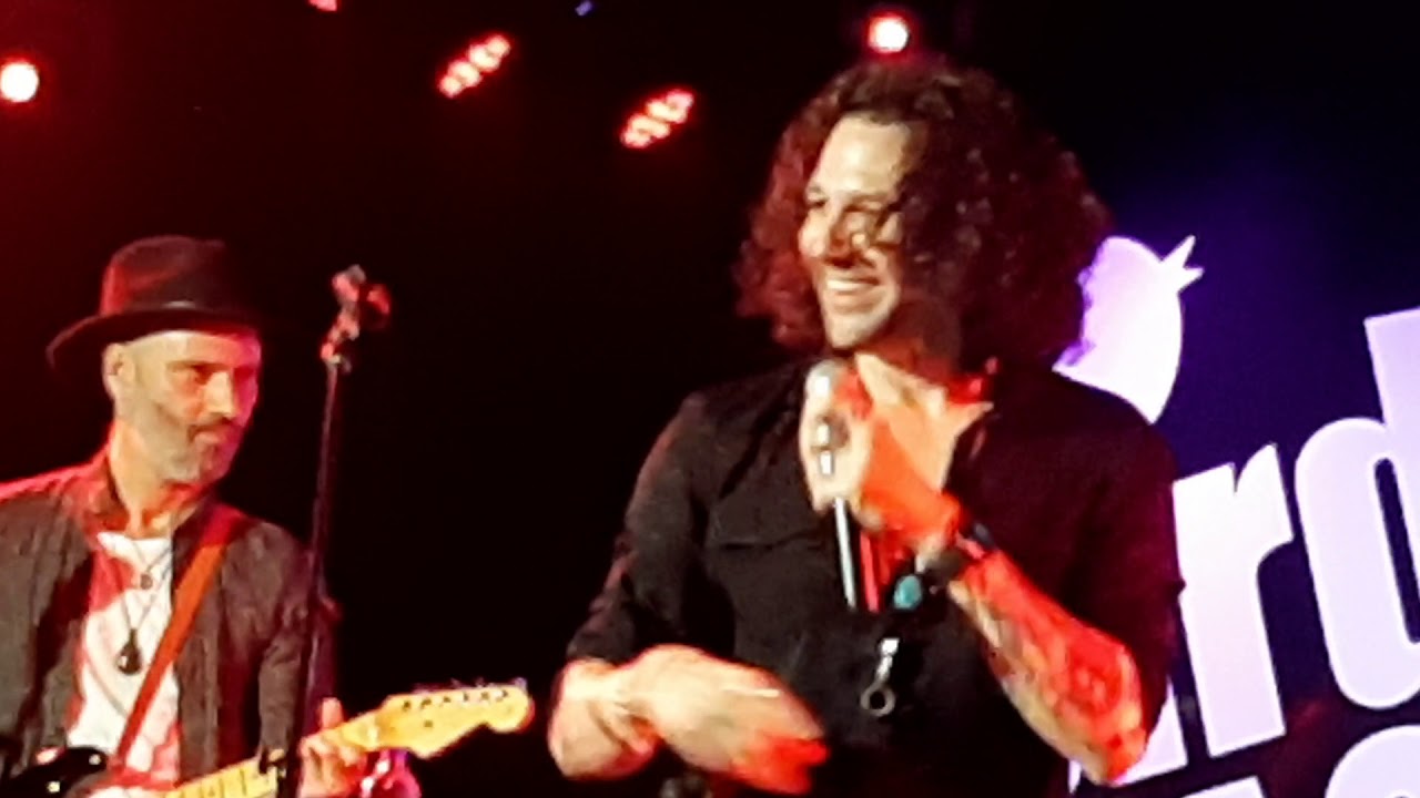 Lee Harding live - YouTube