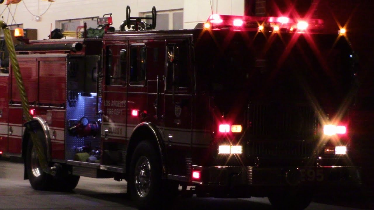 LAFD Engine 95 (reserve) & Rescue 95 Responding - YouTube