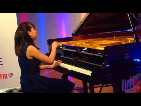Sarah Tuan performs Mendelssohn: Variations Sérieuses - YouTube