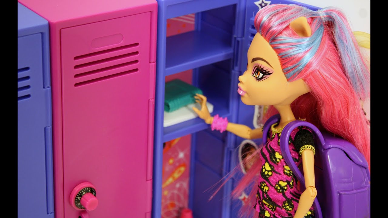 Awesome Toys'R'Us Find ~ Victorious Locker Decorator Set Review - YouTube