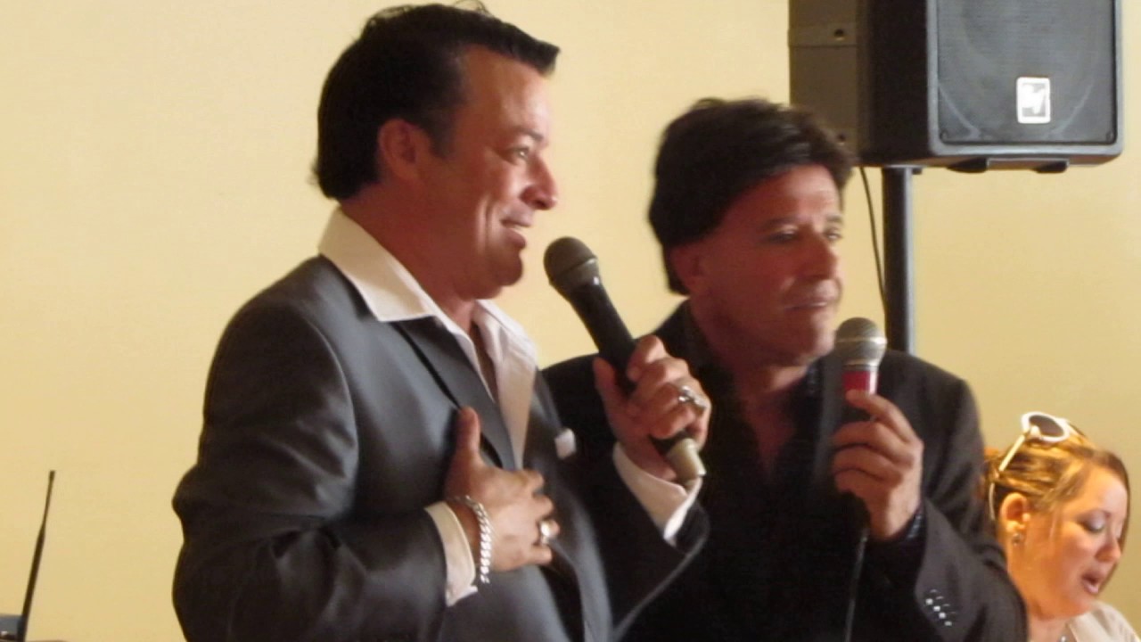 :Robert Cabella (Dean) & Angelo Capone (Jerry):"Standing On The Corner ...