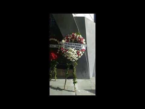 Hüner Coşkuner in cenaze Töreni