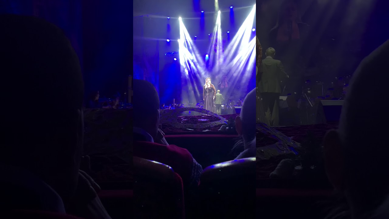 Diva Song Fifth Élément - YouTube