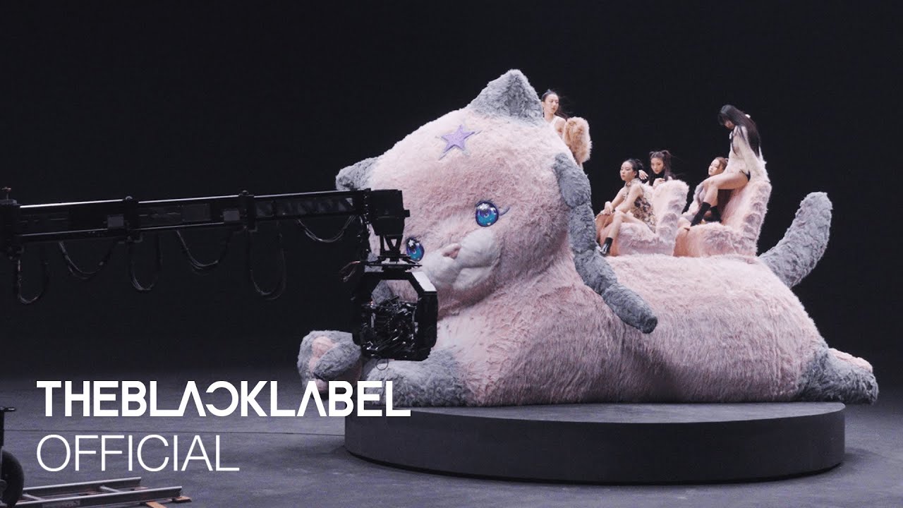 ‘MEOW’ M/V MAKING FILM 1 - YouTube