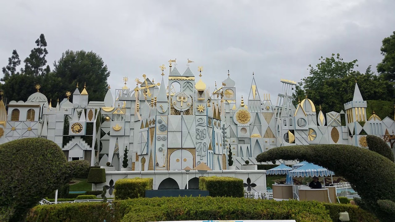 Disneyland It's a Small World Facade May 26, 2019 - YouTube