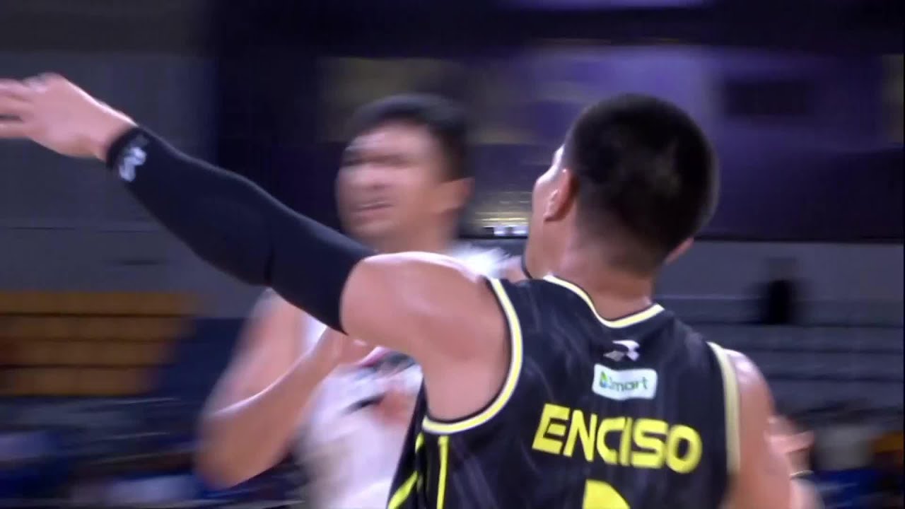 Simon Enciso THREE TRIPLES for TNT vs. Blackwater in 2Q 📲 | PBA Season ...