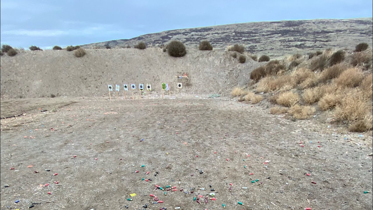 Shooting range shooting the Springfield Armory Saint - YouTube